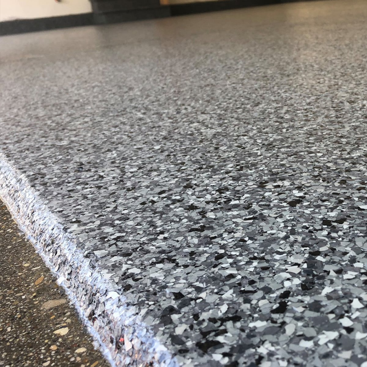 Flake Color Floor Coating TN | Garage Floor Masters