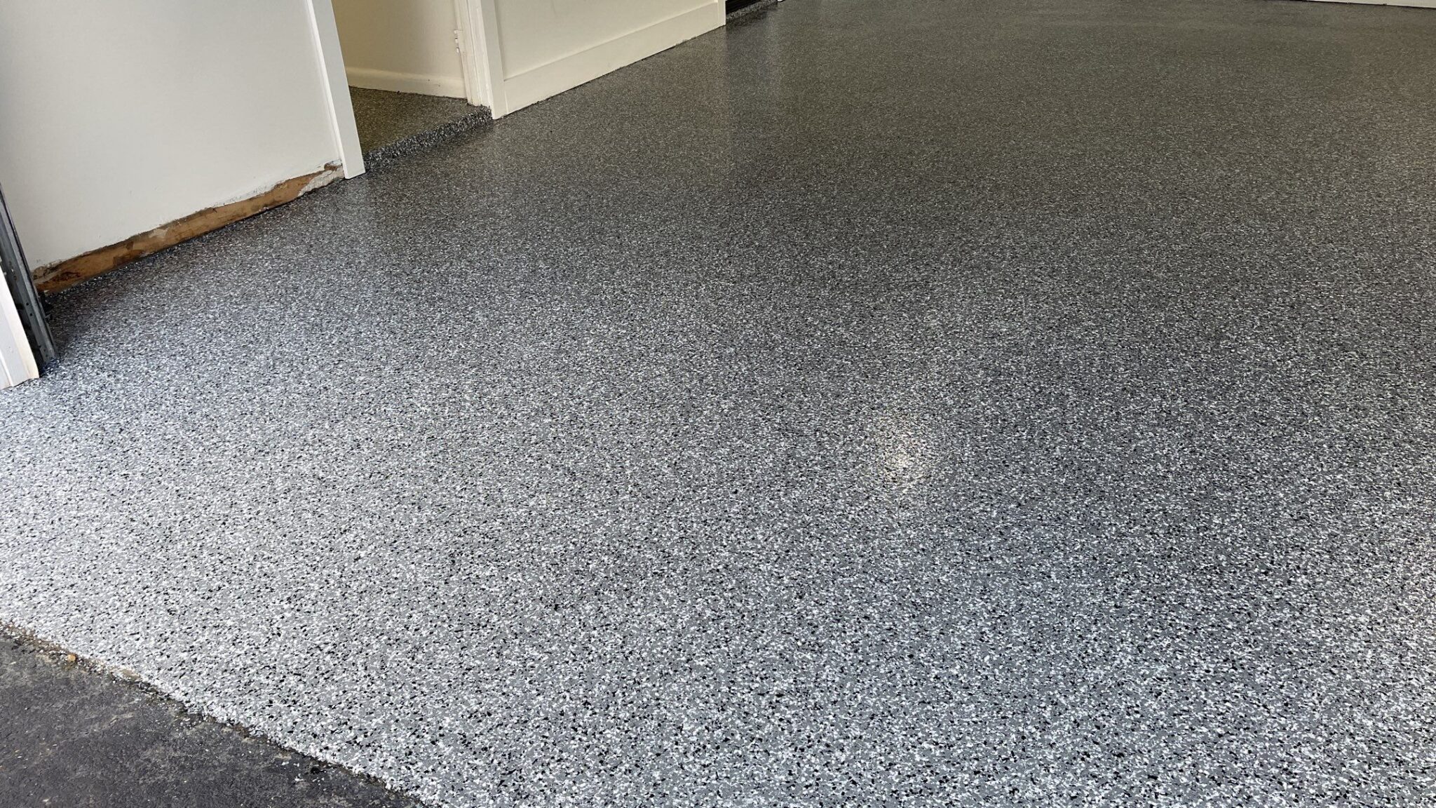 Everything To Know About Chip And Flake Flooring | Garage Floor Masters